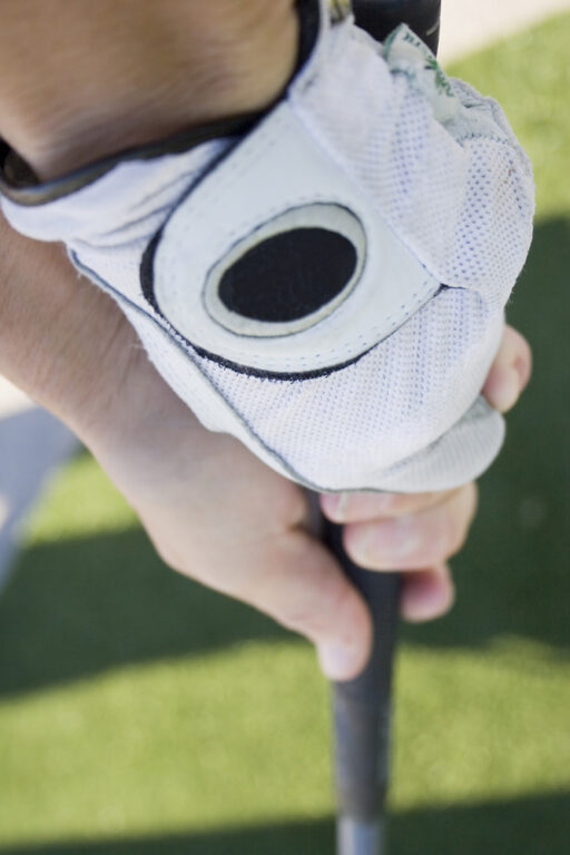 Perfecting the Overlap Golf Grip Technique